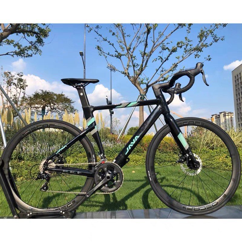 Java AURIGA Roadbike Shimano Sora Groupset with full internal routing ...