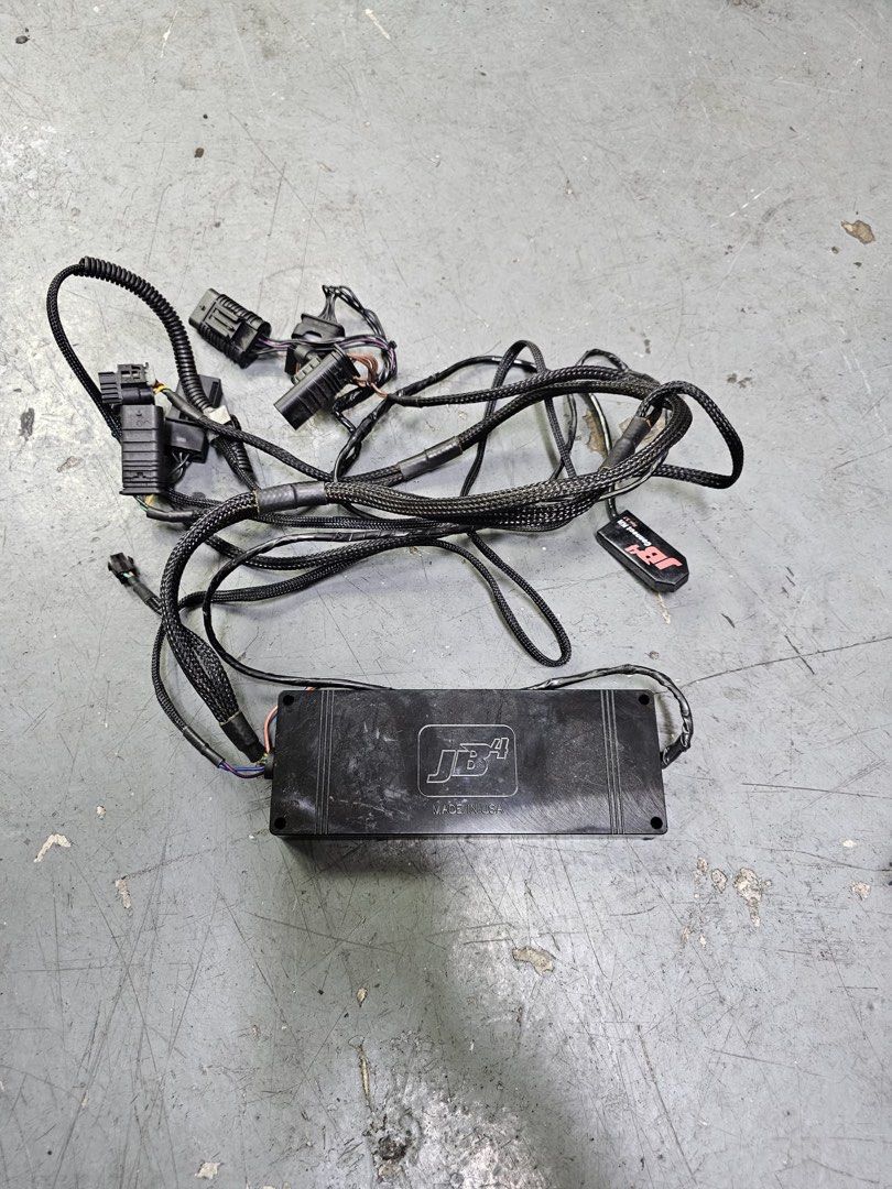 JB4 piggyback kit, Car Accessories, Accessories on Carousell