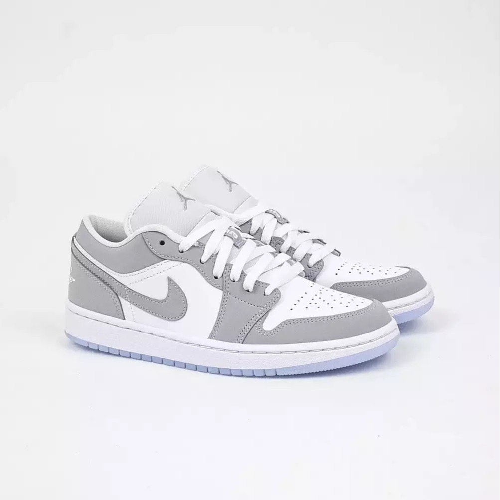 Jordan 1 Low Wolf Grey, Women's Fashion, Footwear, Sneakers on Carousell
