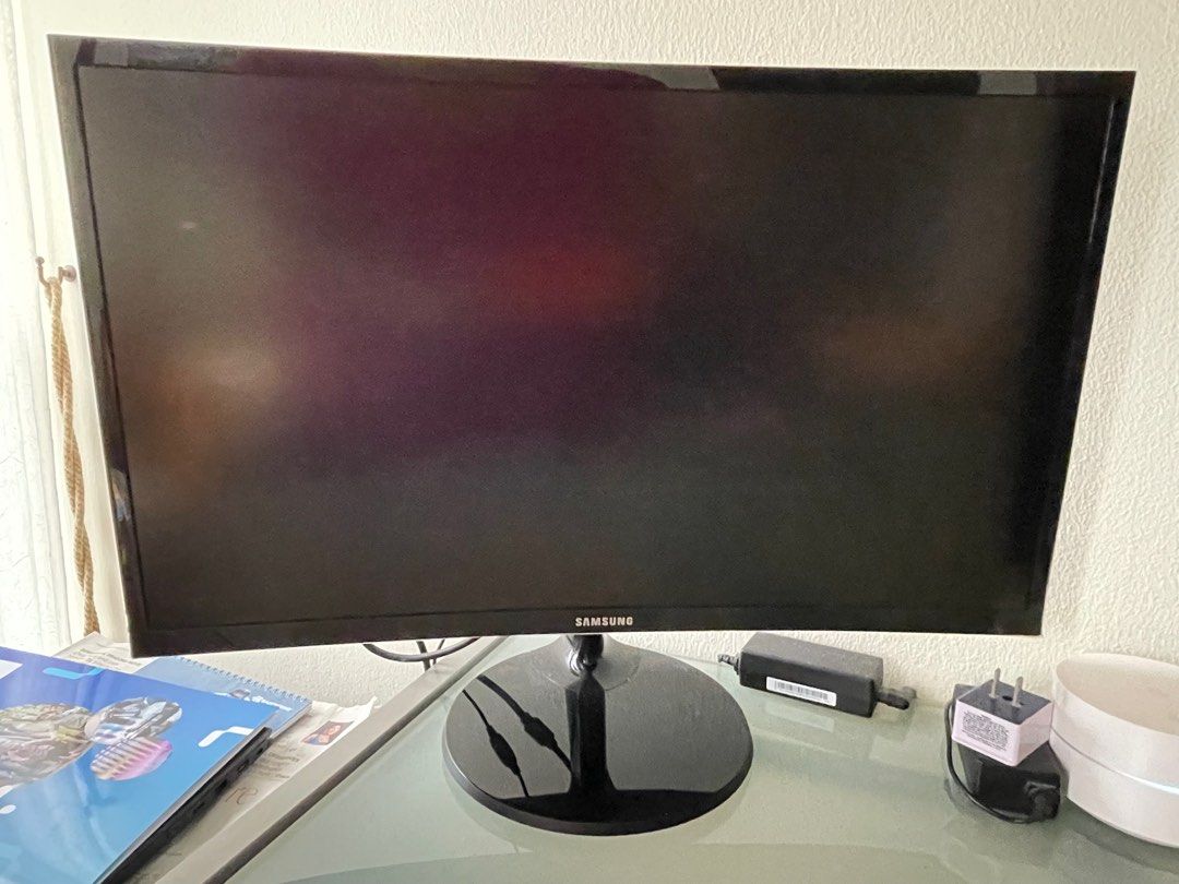 Large Samsung curved screen monitor, Computers & Tech, Parts ...