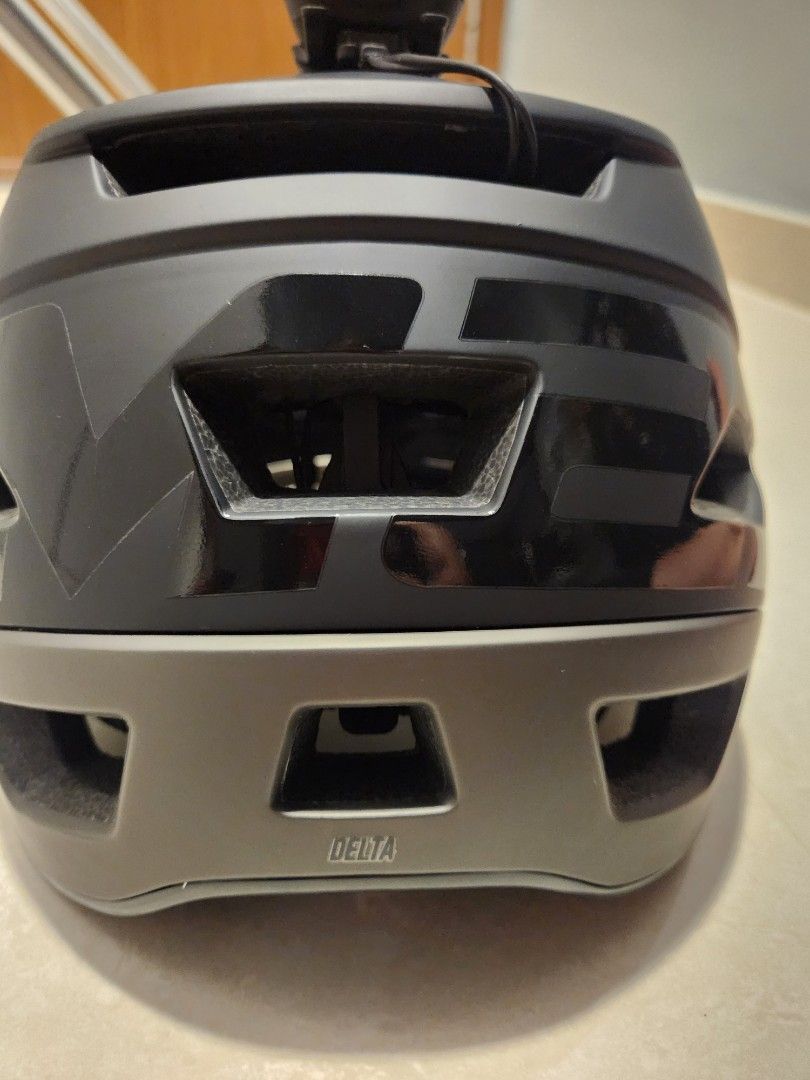 Lemar delta helmet, Sports Equipment, Bicycles & Parts, Parts ...