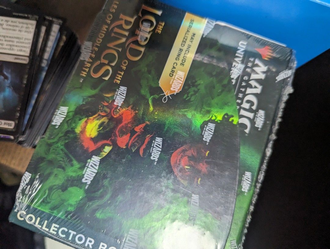 Magic the gathering Lord of the rings collector booster boxes, Hobbies ...