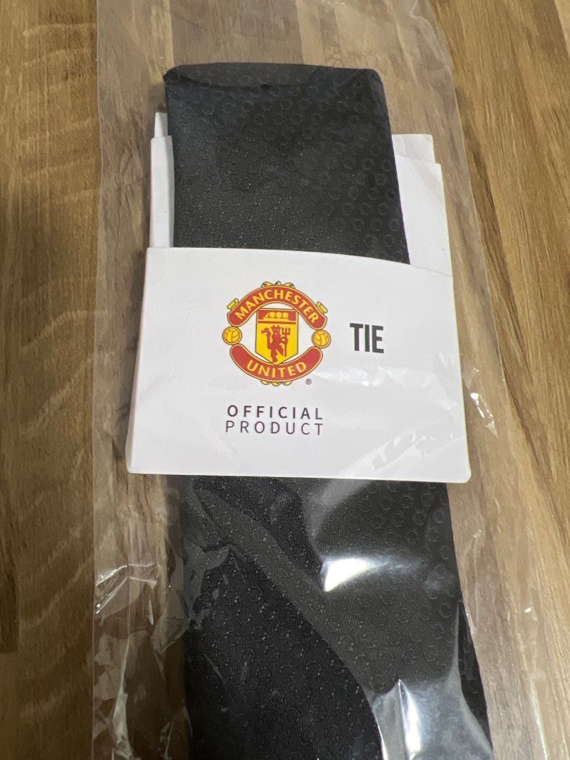 Manchester united tie, Men's Fashion, Watches & Accessories, Ties on ...