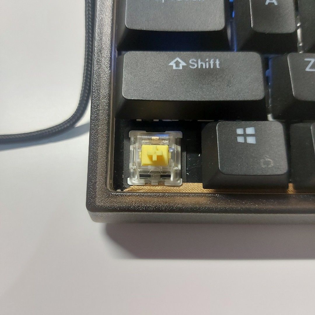 Mechanical Keyboars Vortex Series VX8 Smokey RGB, Elektronik, Bagian ...