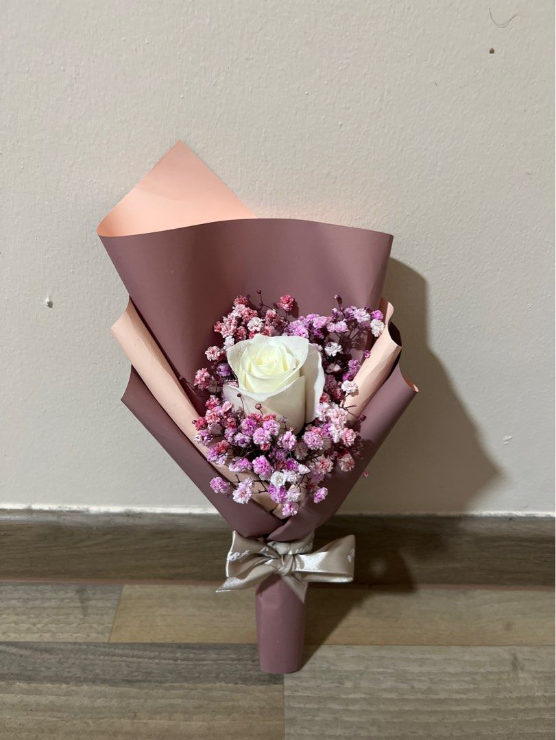 Mini flower bouquet, Hobbies & Toys, Stationery & Craft, Flowers ...