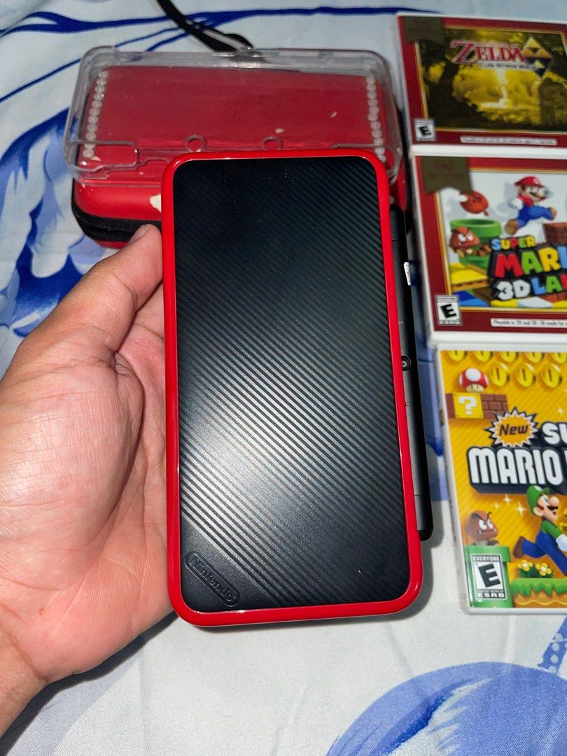 New Nintendo 2DS XL Mario Kart Ed. Mint Condition, Video Gaming, Video ...