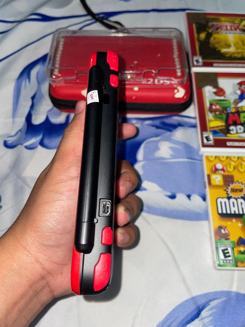 New Nintendo 2DS XL Mario Kart Ed. Mint Condition, Video Gaming, Video ...