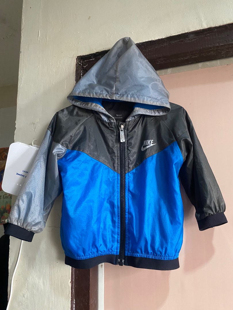 Nike Tri Color Jacket, Babies & Kids, Babies & Kids Fashion on Carousell