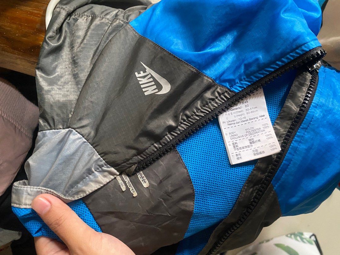Nike Tri Color Jacket, Babies & Kids, Babies & Kids Fashion on Carousell