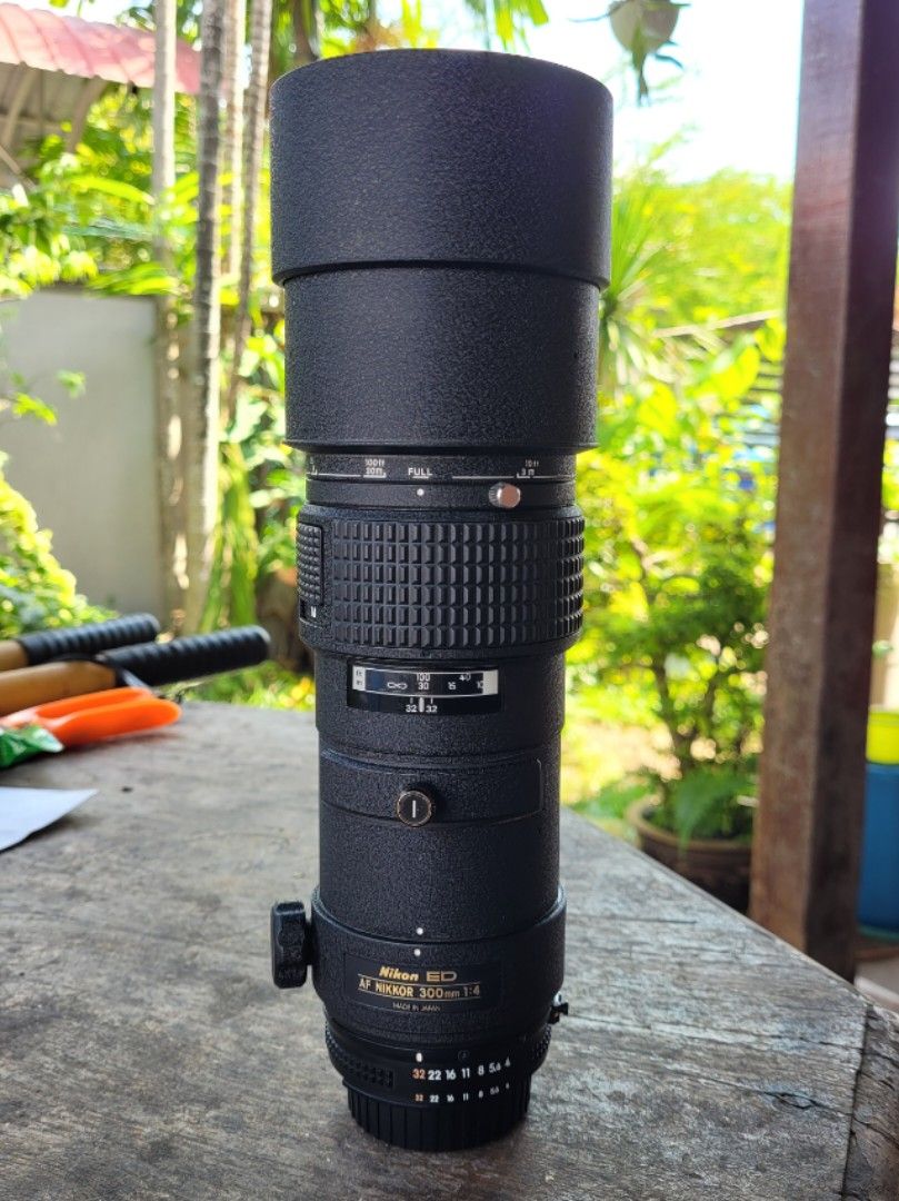 Nikkor 300mm F4 ED AF Nikon, Photography, Lens & Kits on Carousell