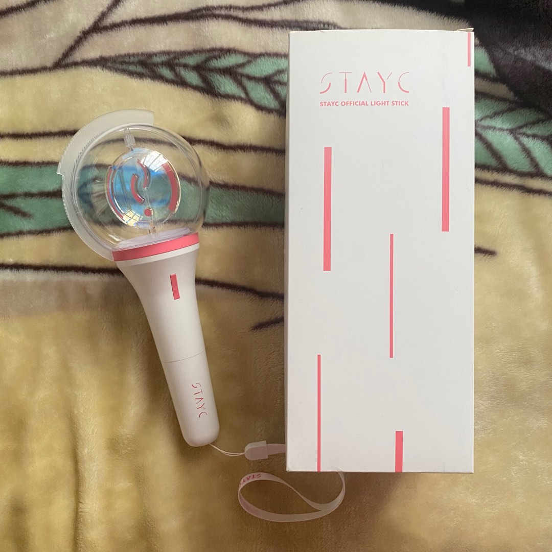 [ONHAND] STAYC LIGHTSTICK WINKBONG, Hobbies & Toys, Memorabilia ...