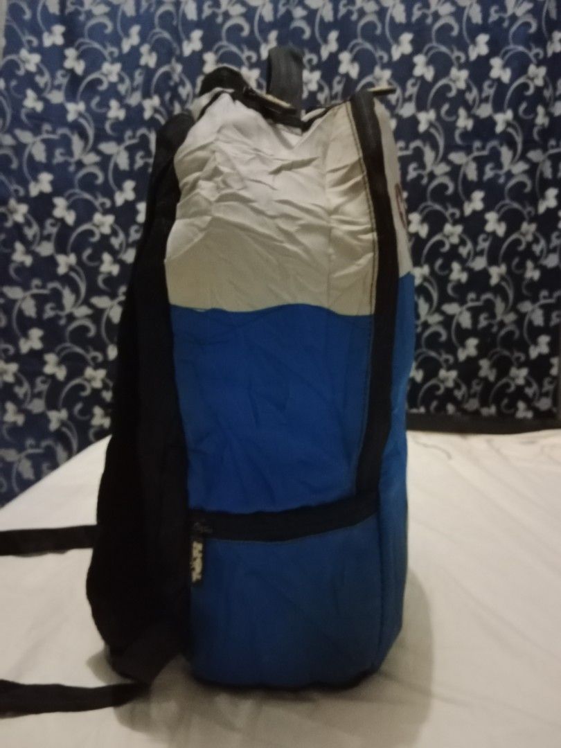 Original TOFI sink or swim backpack / laptop compartment on Carousell