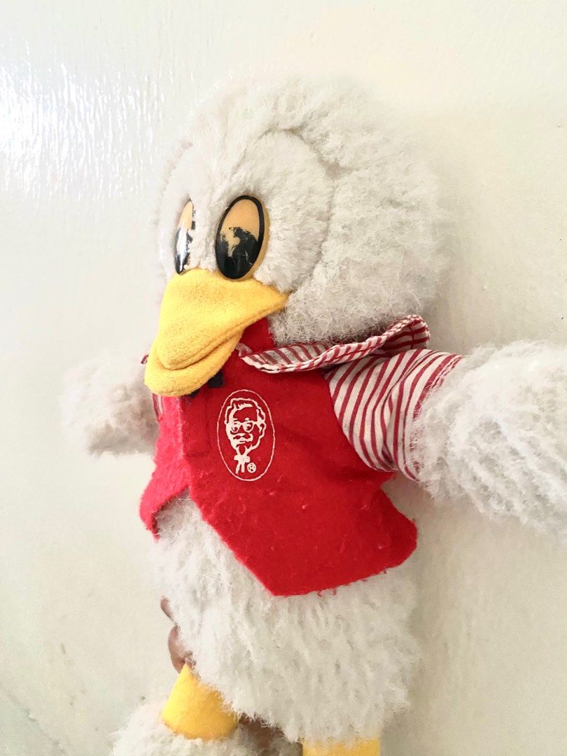 Patung KFC 90an soft toy chicky Plush, Hobbies & Toys, Collectibles ...