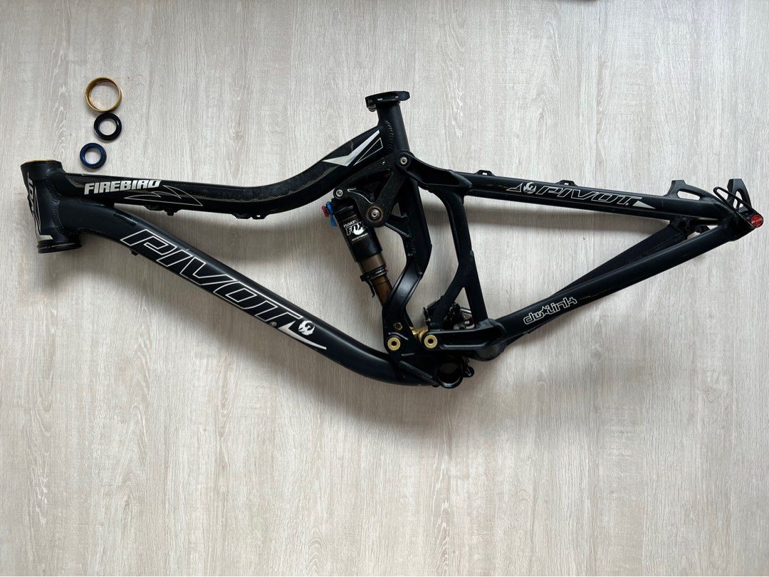 Pivot Firebird Frame with Fox Fork, Sports Equipment, Bicycles & Parts ...