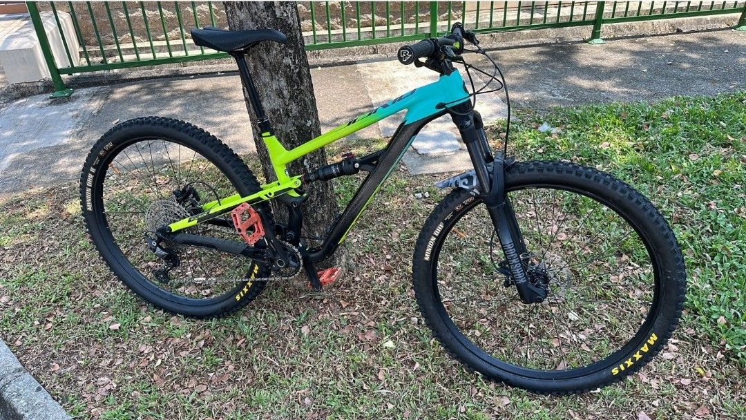 Polygon Siskiu T7 L size 29er ( nego ), Sports Equipment, Bicycles ...