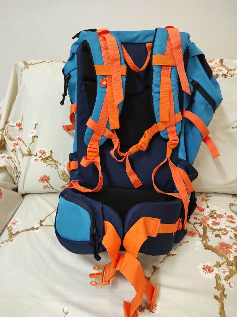 Quechua 40l backpack, Men's Fashion, Bags, Backpacks on Carousell