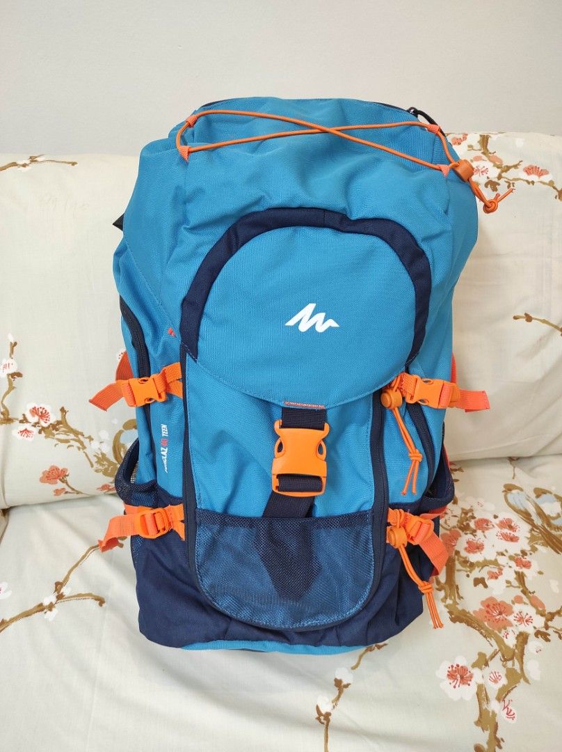 Quechua 40l backpack, Men's Fashion, Bags, Backpacks on Carousell