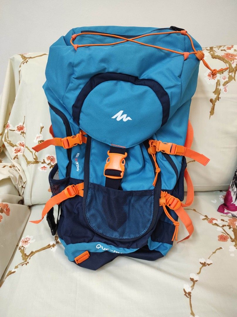 Quechua 40l backpack, Men's Fashion, Bags, Backpacks on Carousell