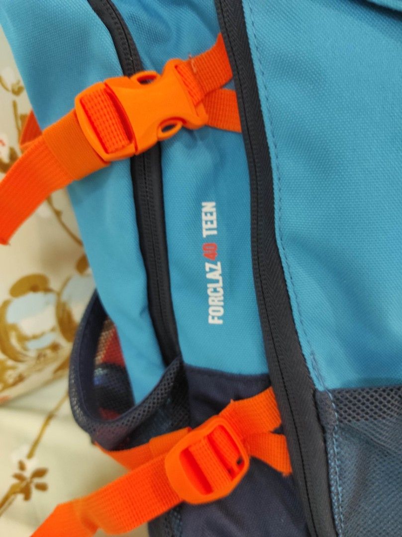 Quechua 40l backpack, Men's Fashion, Bags, Backpacks on Carousell