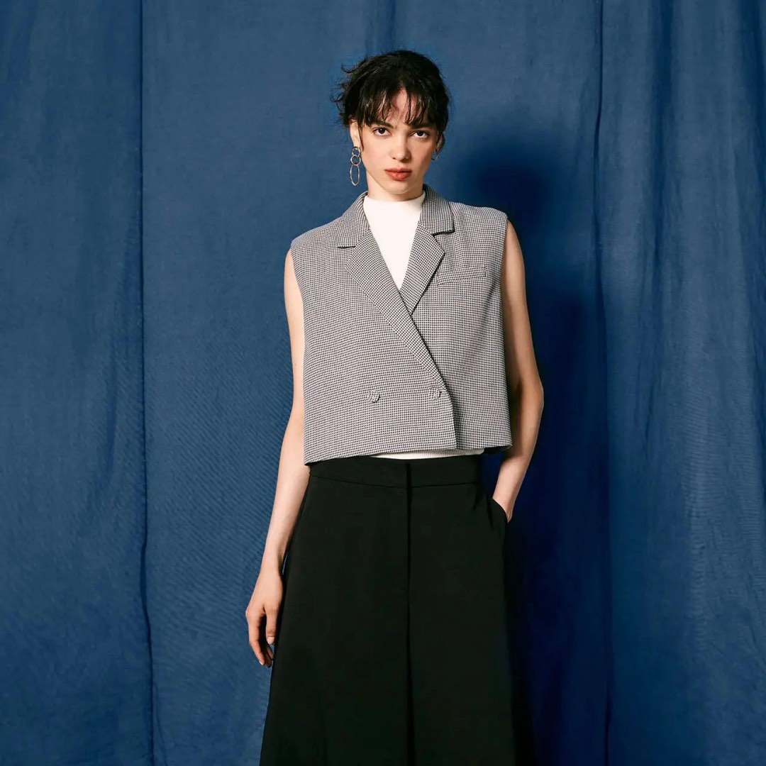 San & Sans Notch-Lapeled Vest (Like black & white checkered), Women's ...