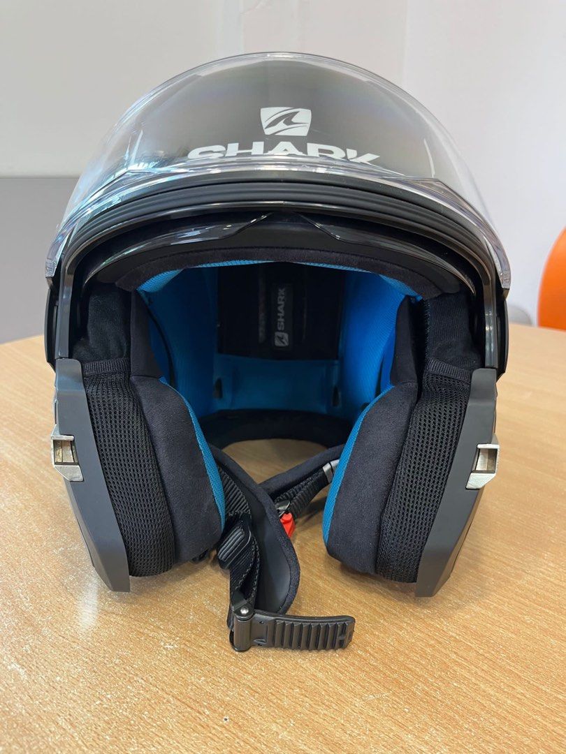 Shark Evo One 2, Motorcycles, Motorcycle Apparel on Carousell