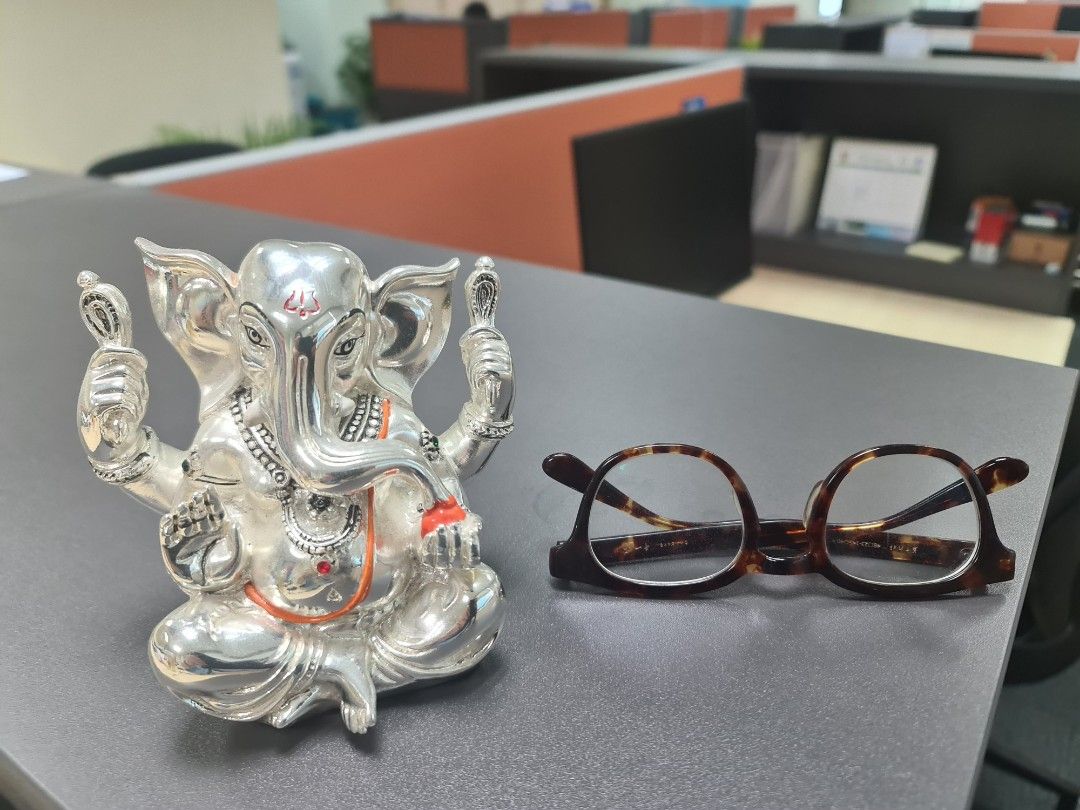 Shaz Lord Ganesha in silver, Furniture & Home Living, Home Decor, Other ...