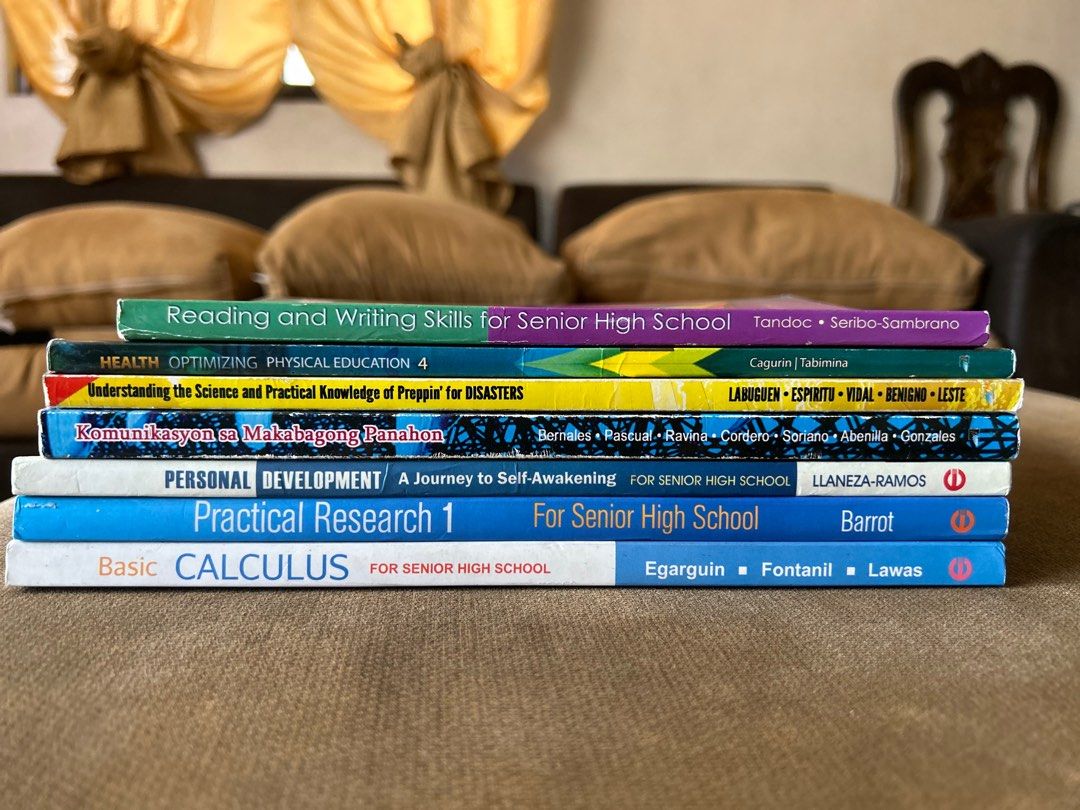 SHS G11/G12 book set, Hobbies & Toys, Books & Magazines, Textbooks on ...