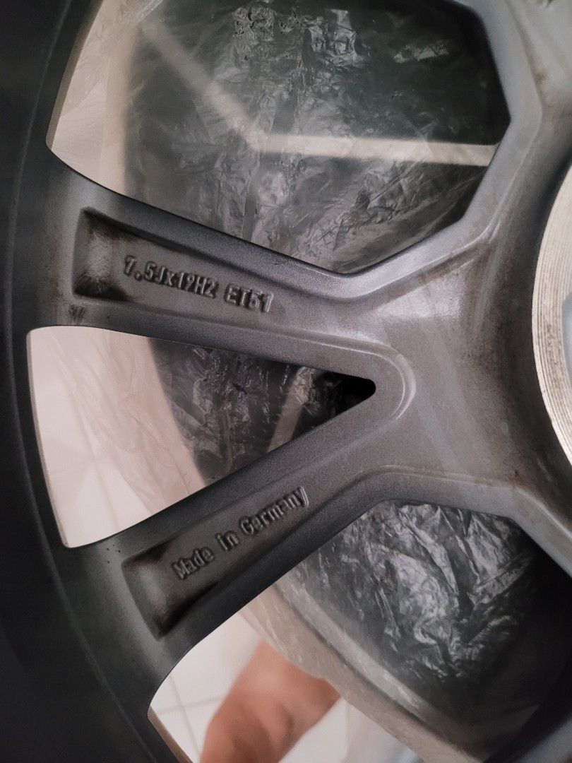Skoda 19 inch rims, Car Accessories, Accessories on Carousell