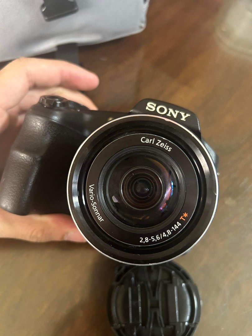 Sony Cybershot, Photography, Cameras on Carousell