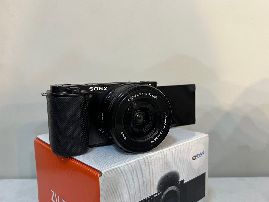 Sony ZVE10, Photography, Cameras on Carousell
