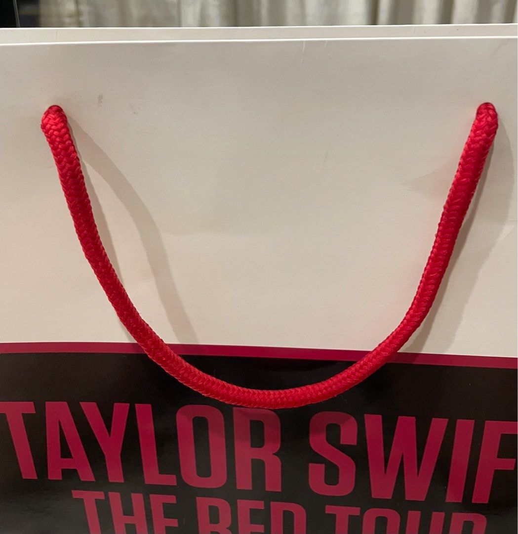Taylor Swift The Red Tour (presented by) Cornetto paperbag / paper bag ...