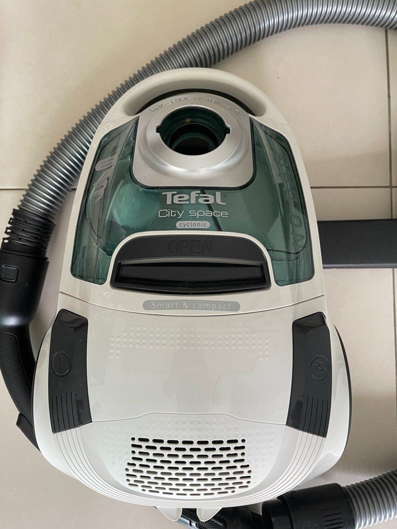 Tefal city space cyclonic, TV & Home Appliances, Vacuum Cleaner ...