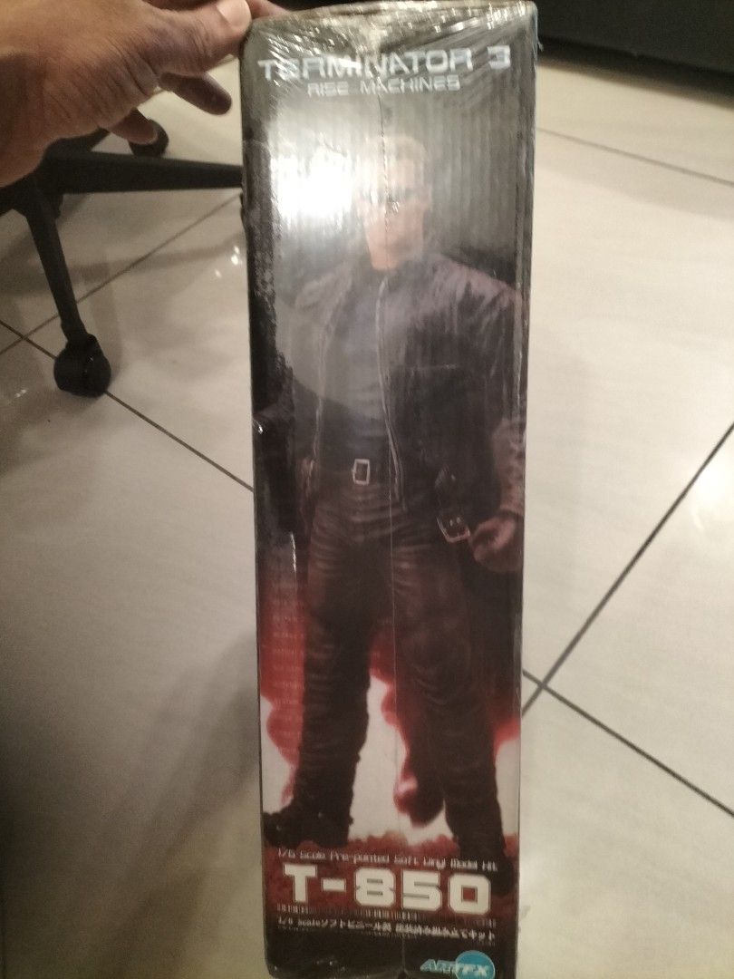 Terminator 3 T-850 Figurine, Hobbies & Toys, Toys & Games on Carousell