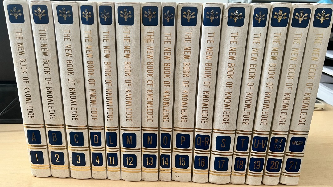 The New Book of Knowledge Complete set Encyclopedia by Grolier Inc ...