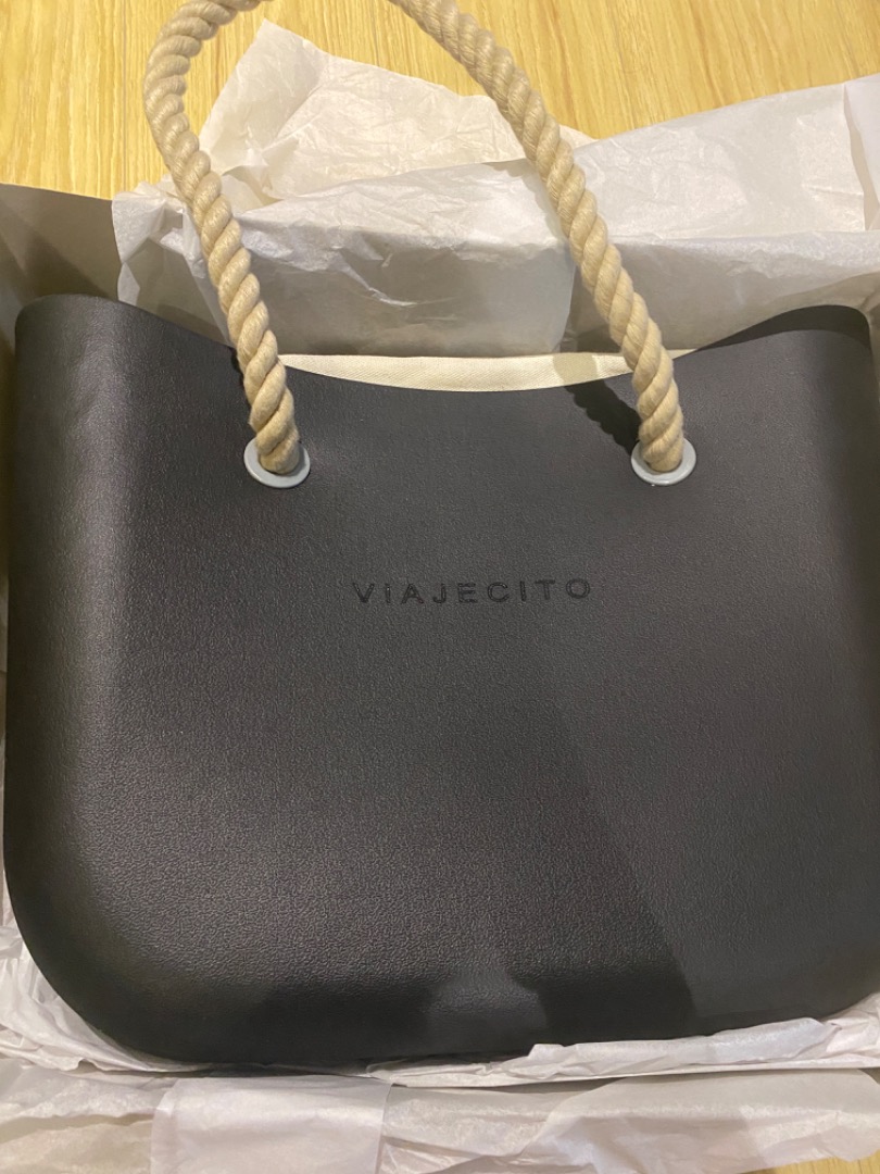 Viajecito tote bag on Carousell