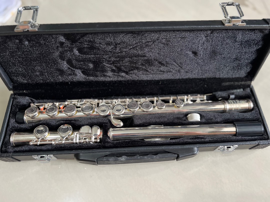 Yamaha Flute (see 2nd photo for model), Hobbies & Toys, Music & Media ...