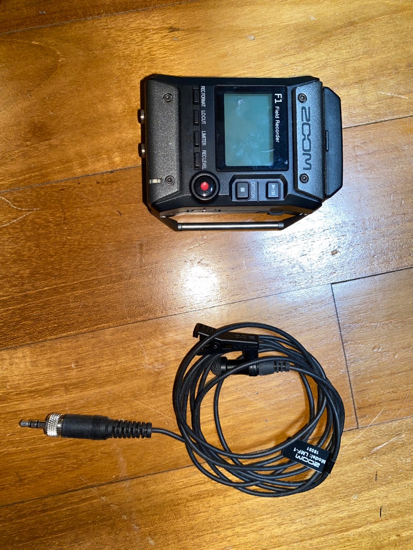 ZOOM F1 Field Recorder, Audio, Microphones on Carousell