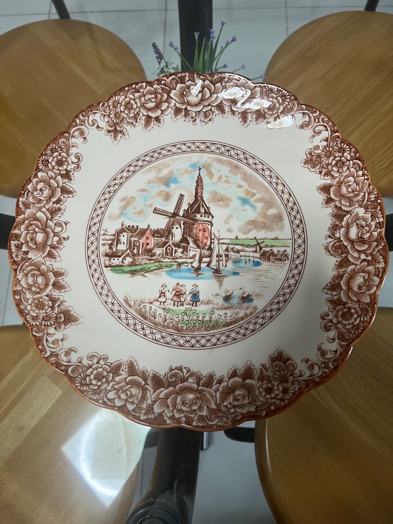 Vintage 12” Plates (40 yo), Furniture & Home Living, Kitchenware ...