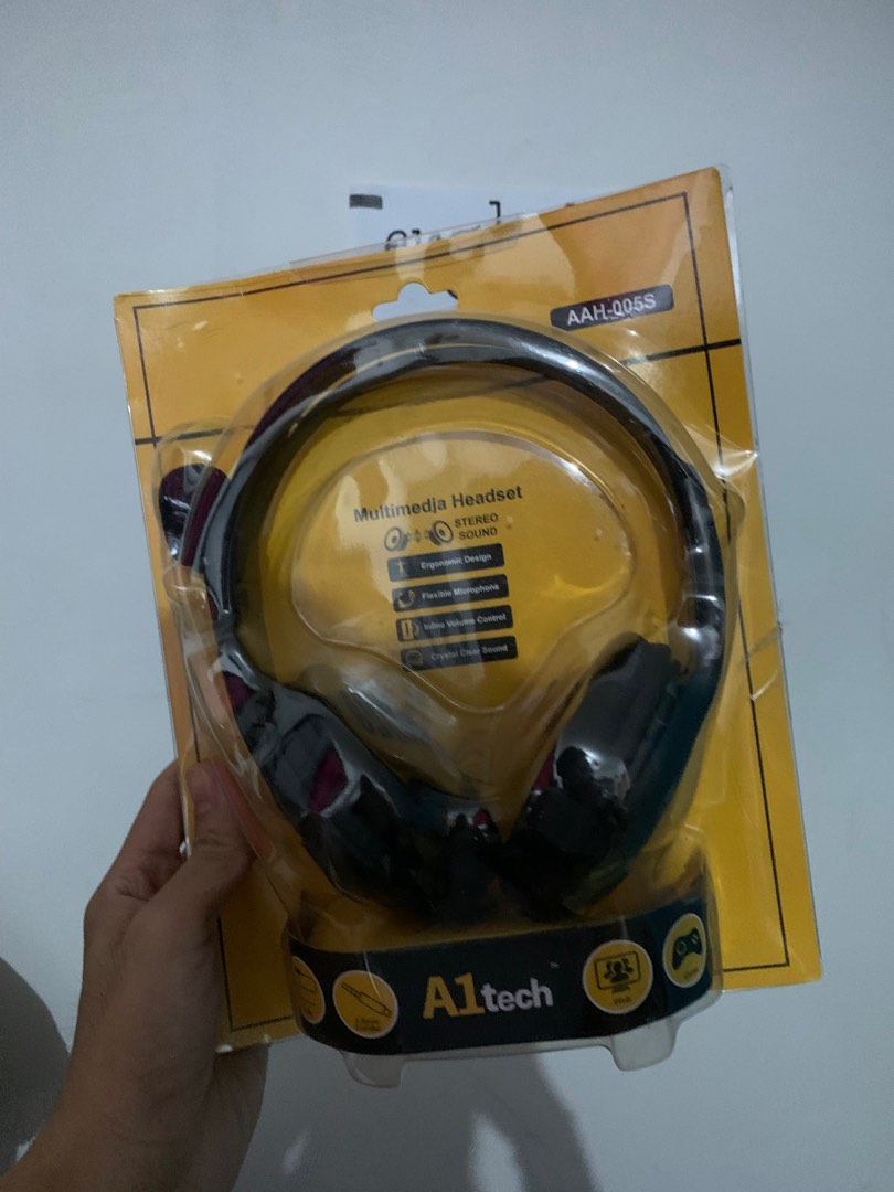 A1tech Multimedia Stereo Headset, Audio, Headphones & Headsets on Carousell