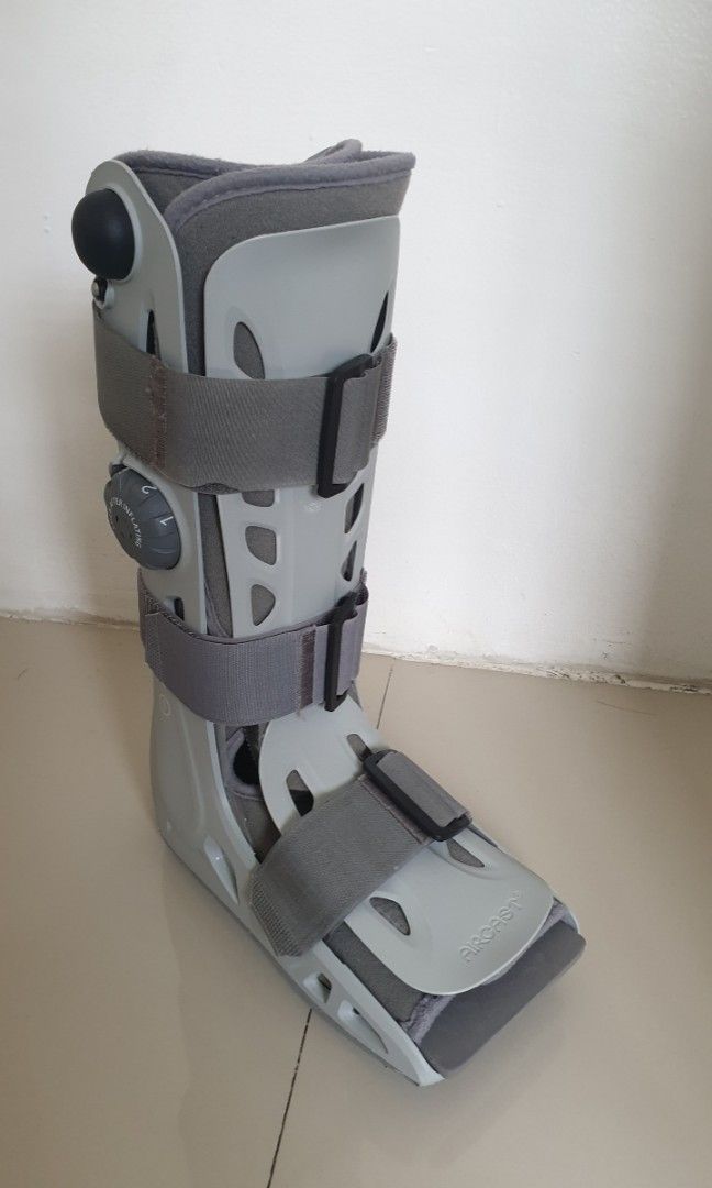 Aircast Airselect Long Walking Boot Medium, Health & Nutrition ...