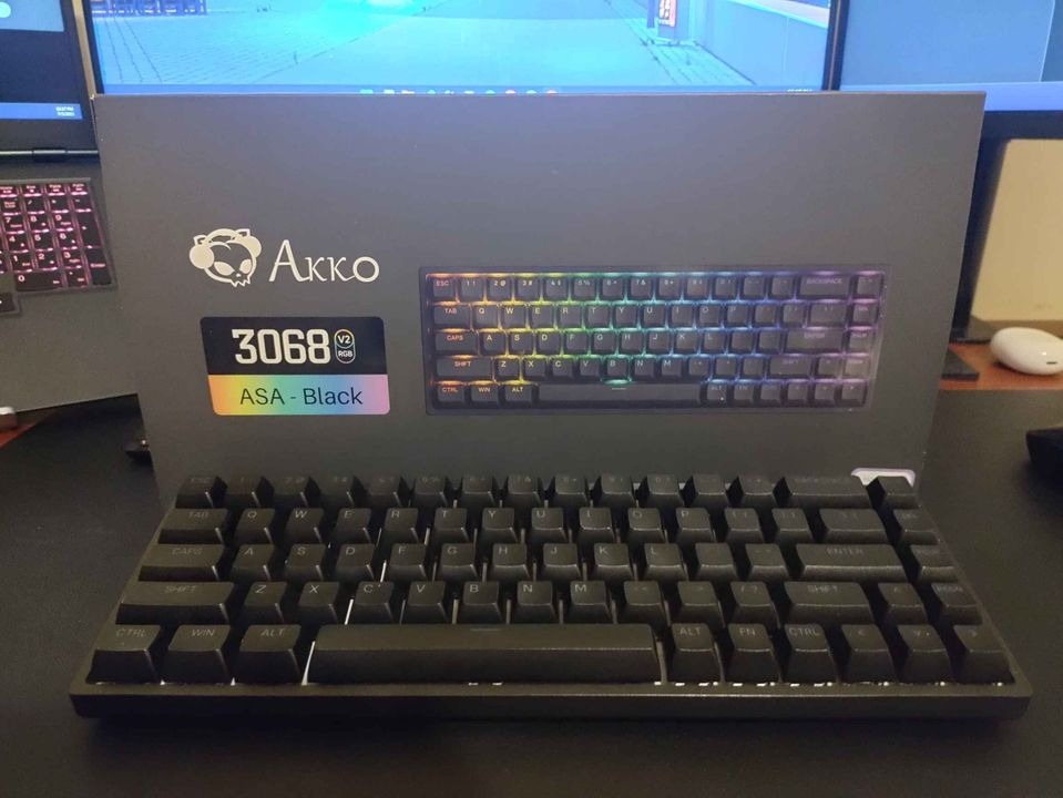 Akko 3068 V2 Black CS Jelly Pink Switches on Carousell