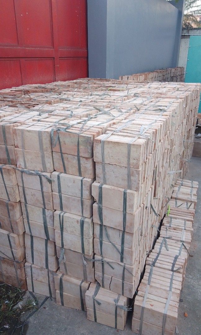 ANTIQUE BRICKS 4*8 INCHES on Carousell
