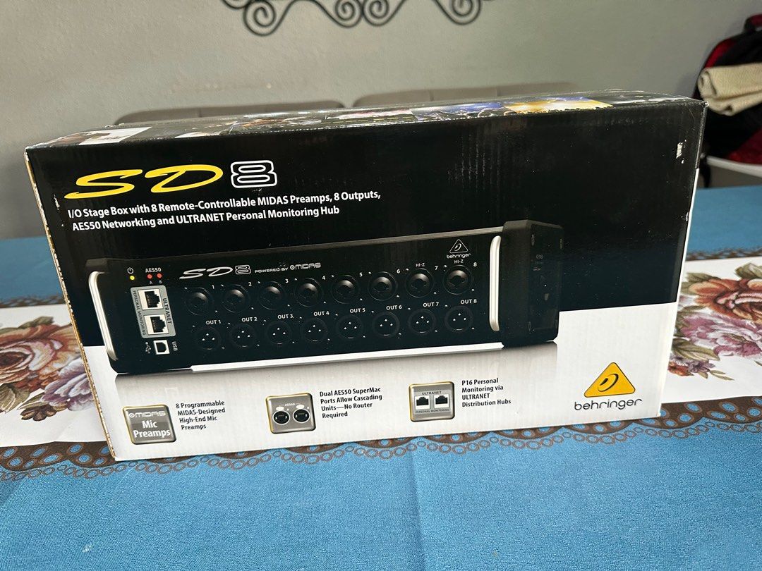 Behringer SD8 (I/O Box Remote-Controllable MIDAS Preamps, 8 Outputs, AES50 Networking and ...