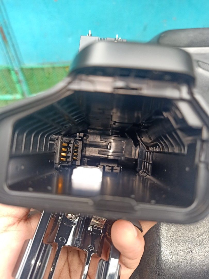 Canon 6D battery grip (NEEWER), Photography, Photography Accessories ...