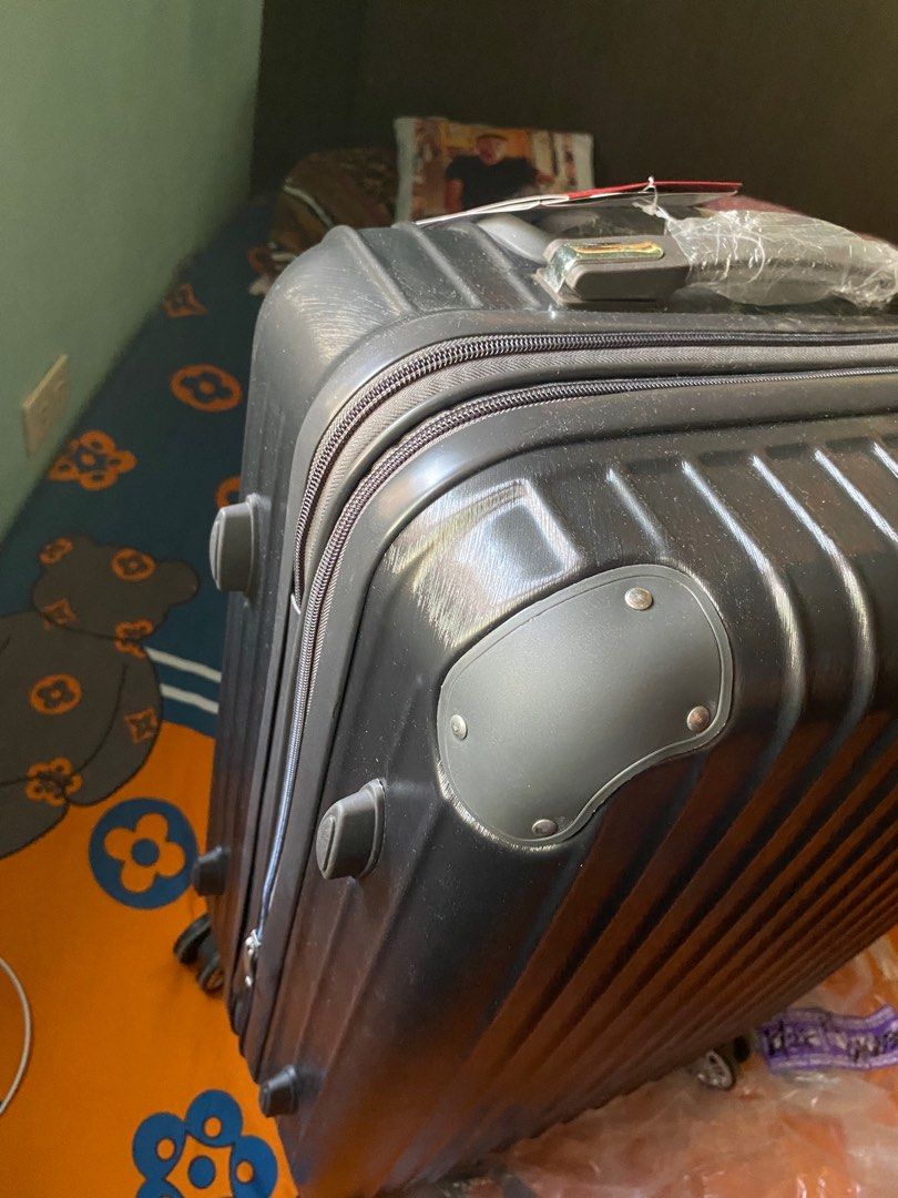 Compass brand, Hobbies & Toys, Travel, Luggage on Carousell