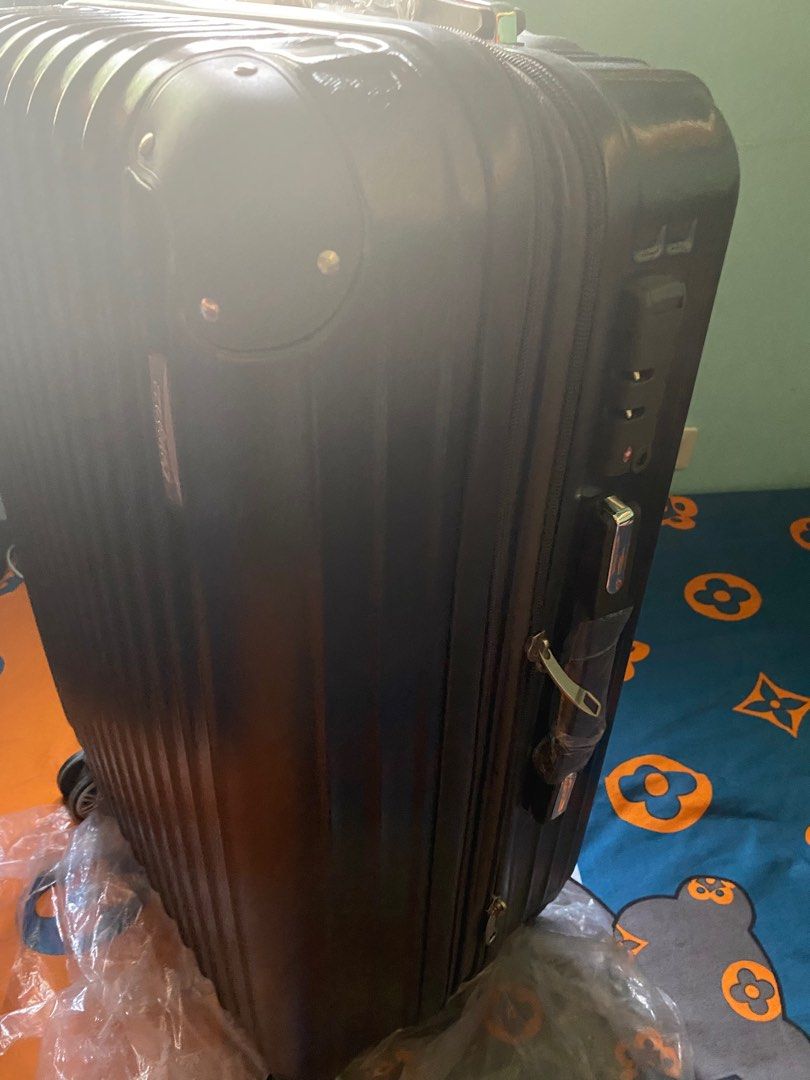 Compass brand, Hobbies & Toys, Travel, Luggage on Carousell