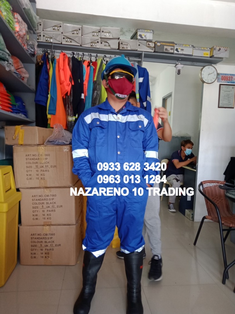 Cover all suit with reflector, Commercial & Industrial, Construction ...