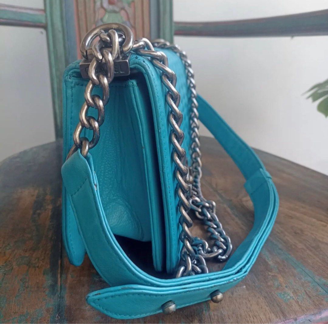 Cunil kulit asli, Fesyen Wanita, Tas & Dompet di Carousell