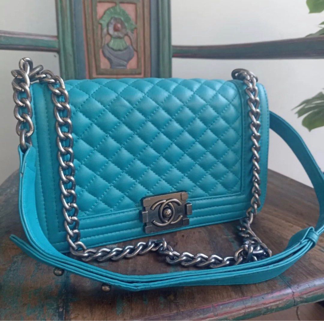 Cunil kulit asli, Fesyen Wanita, Tas & Dompet di Carousell