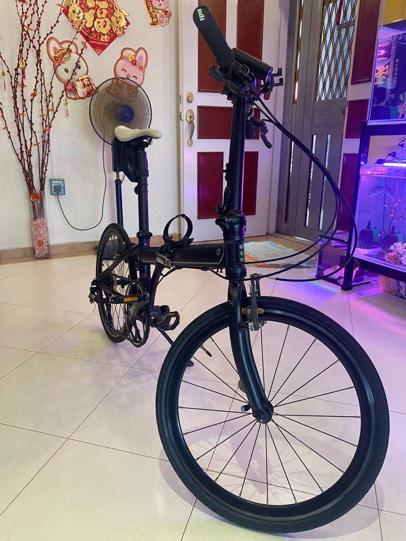Dahon Folding Bike, Sports Equipment, Bicycles & Parts, Bicycles on Carousell